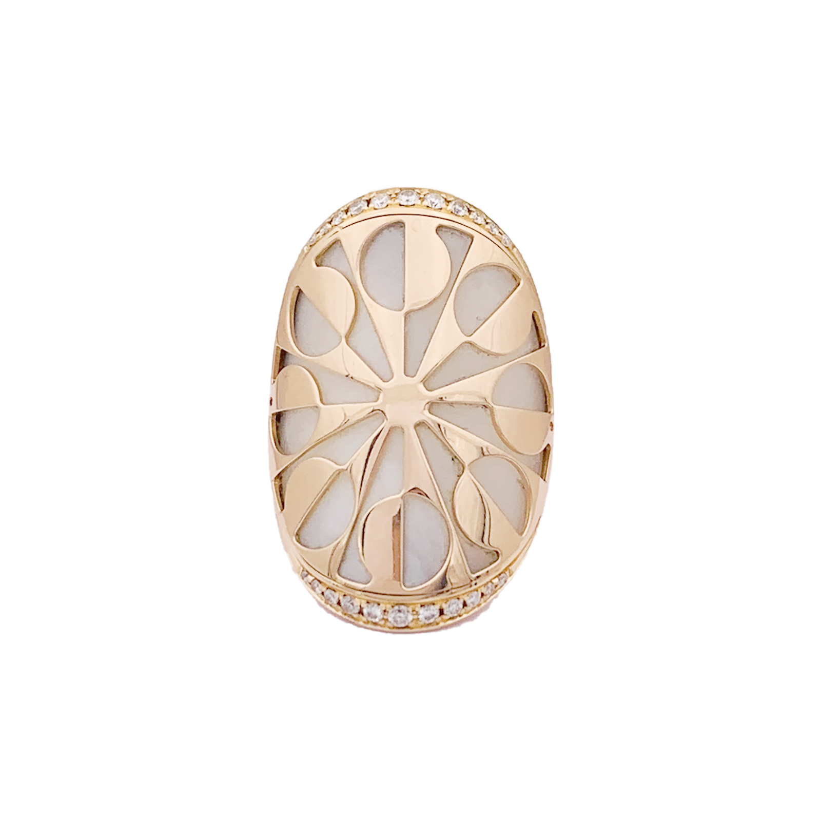 Bulgari "Intarsio" ring in pink gold, mother-of-pearl, diamonds.